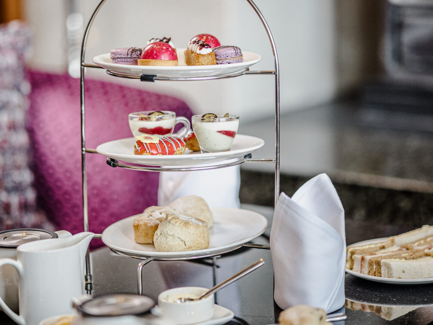 The Lounge at Stormont Hotel | Places To Eat East Belfast | View Menu